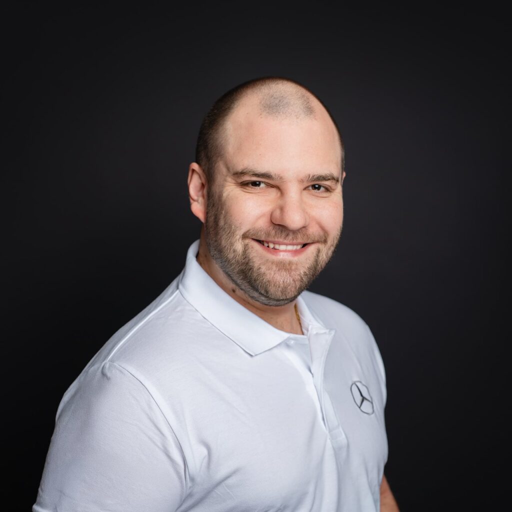 Kontakt - MB Panónska